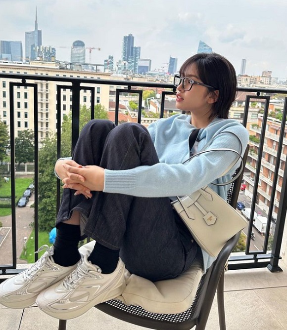 "추석 연휴에 찾아온 천사"…아이브 안유진, 매일 리즈 미모